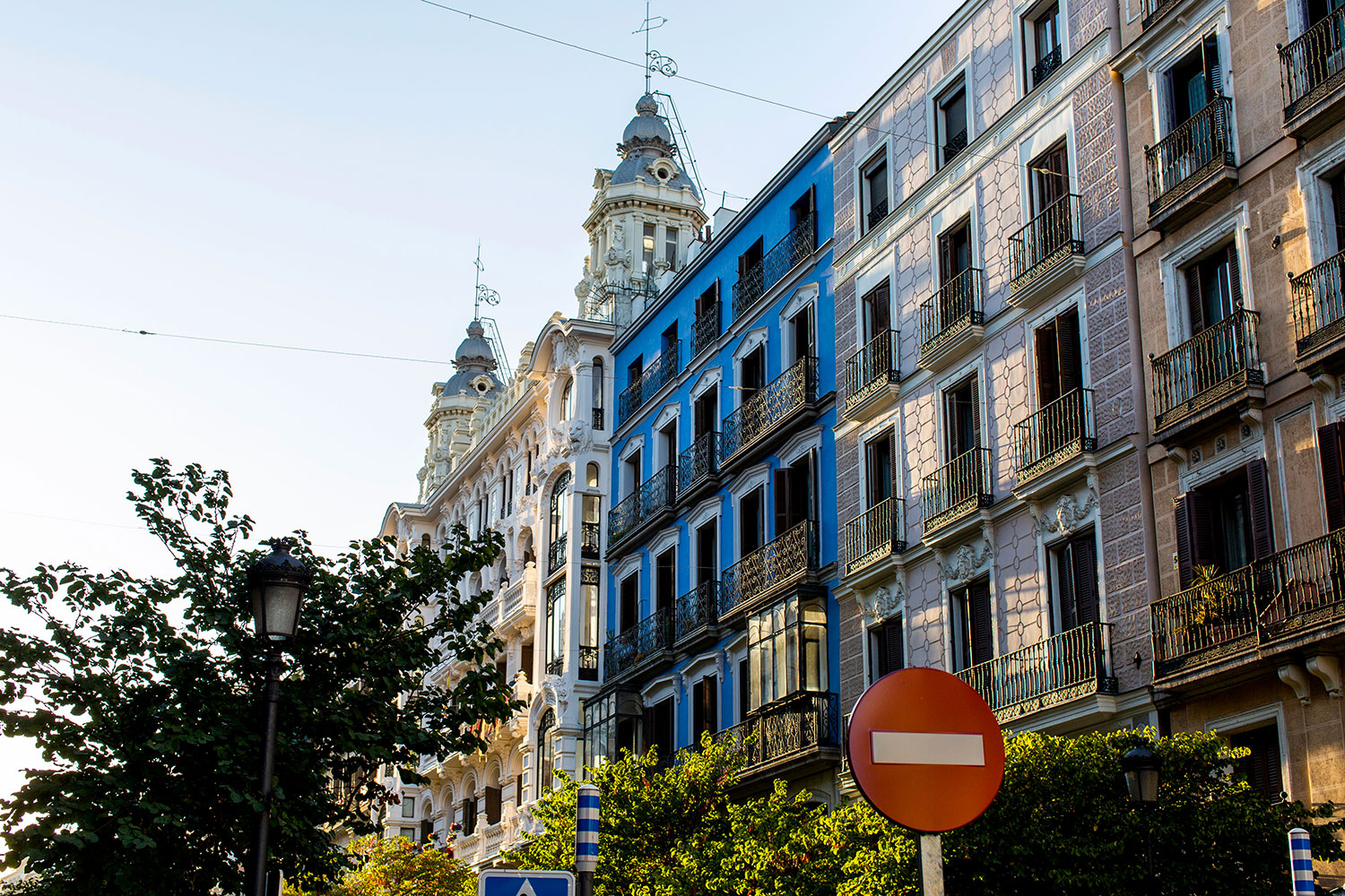 The Starting Point of All Spanish Roads – for the love of nike