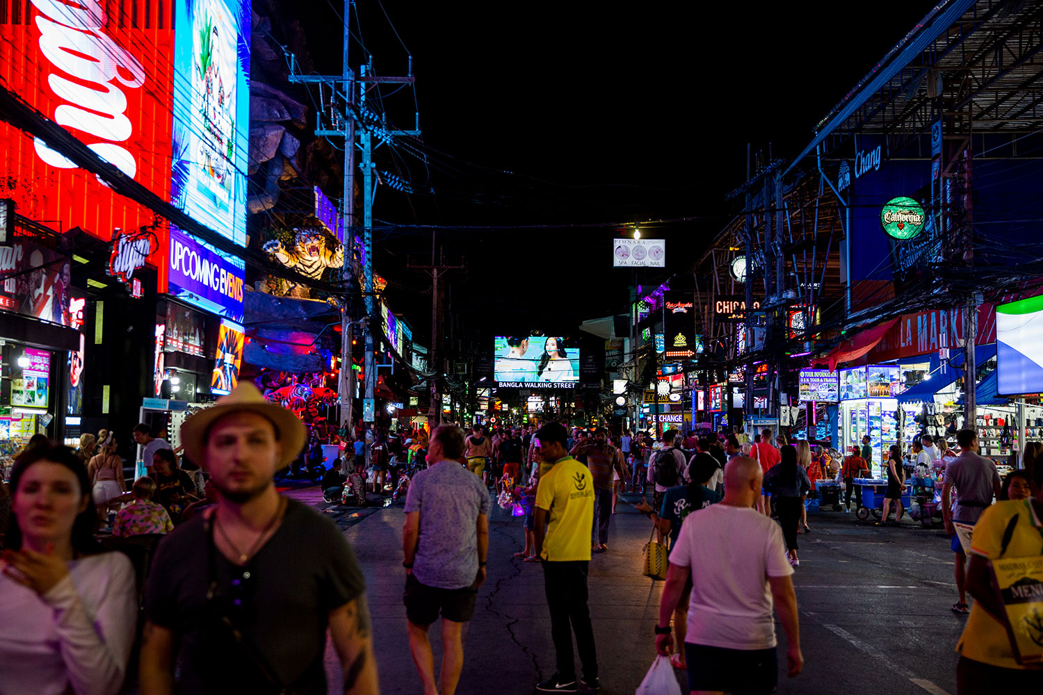 Welcome to Pa Tong! – for the love of nike